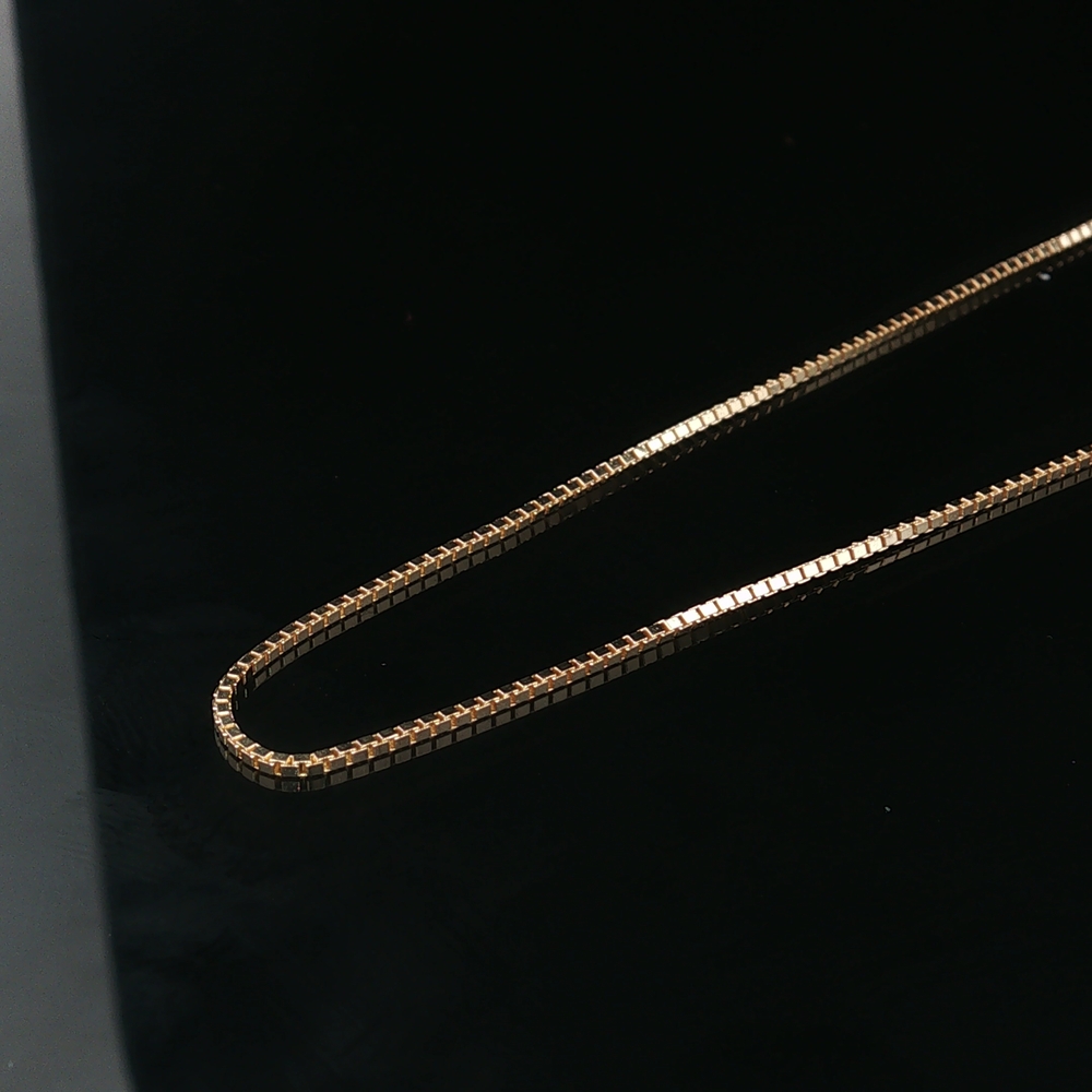 10k Box Chain 18" 0.7mm | Walt's Pawn & Jewelry Buyer