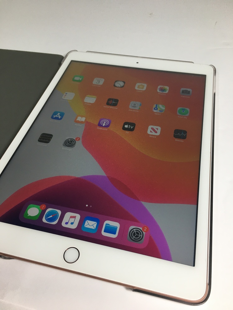 Apple iPad 7th Generation 32gb WIFI | Walt's Pawn & Jewelry Buyer